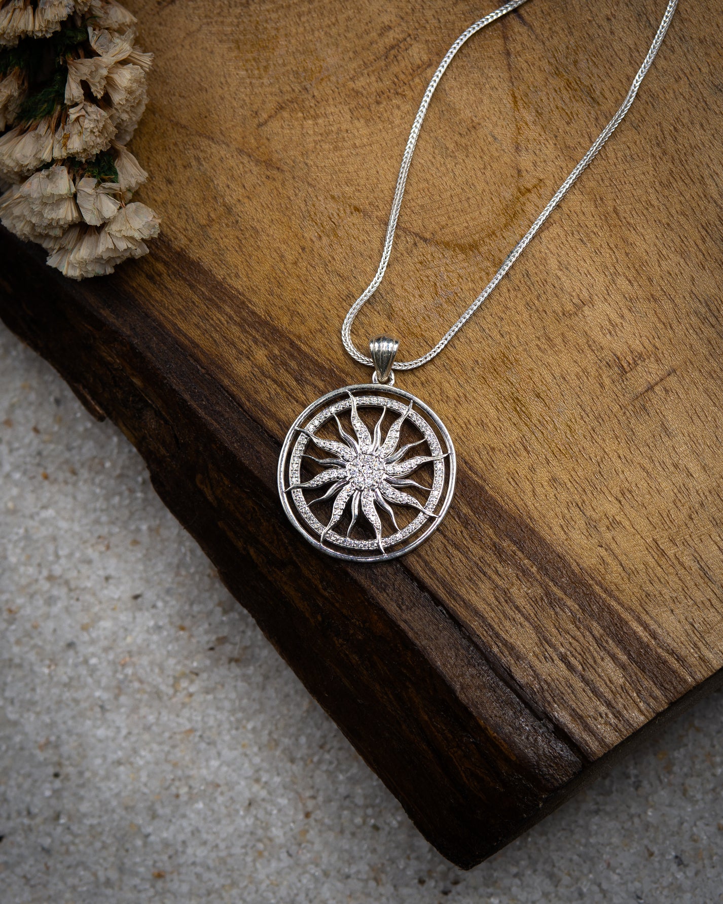 Radiant Surya – Arts of Devotion